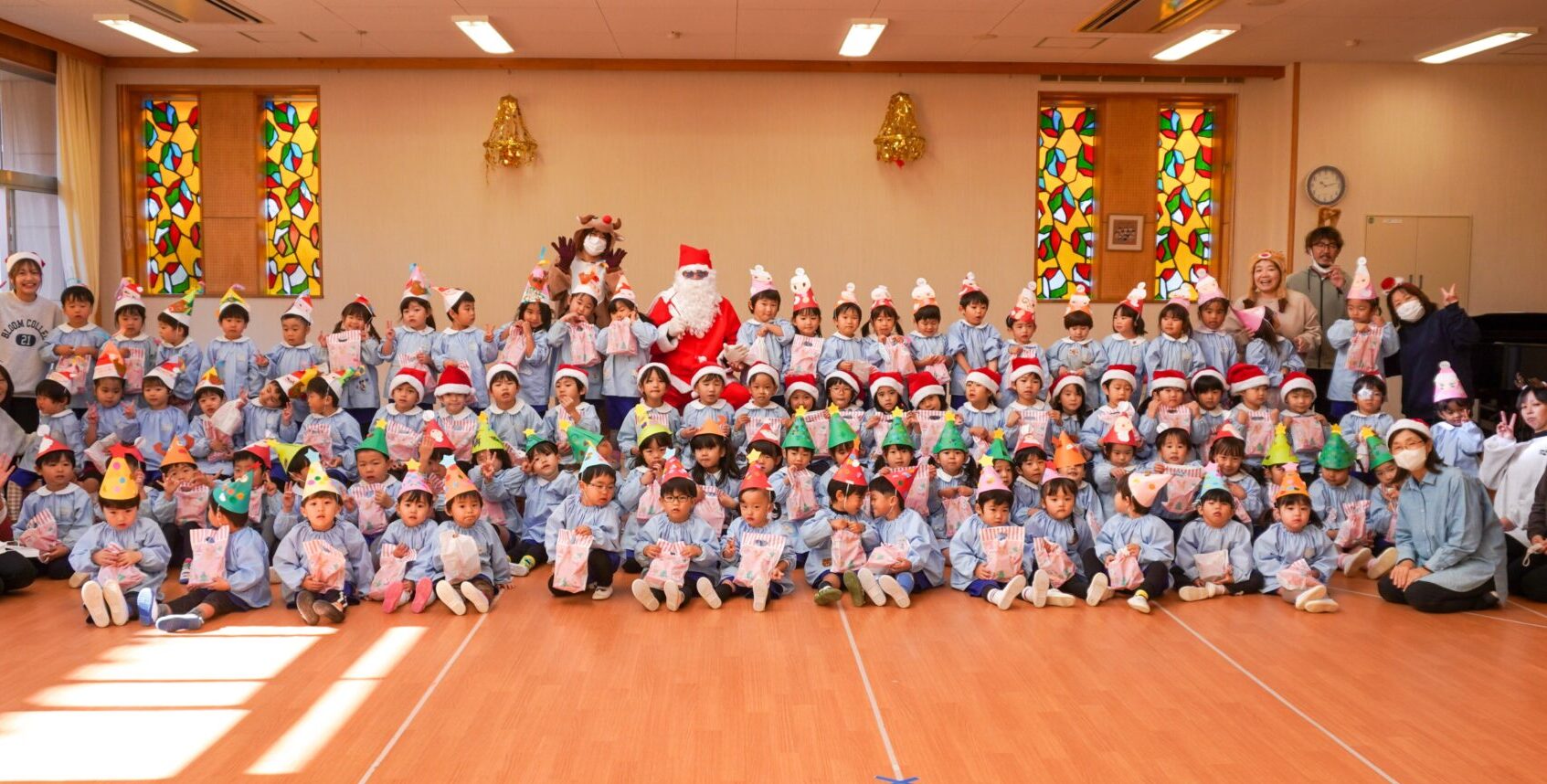 クリスマス会｜まどか幼稚園